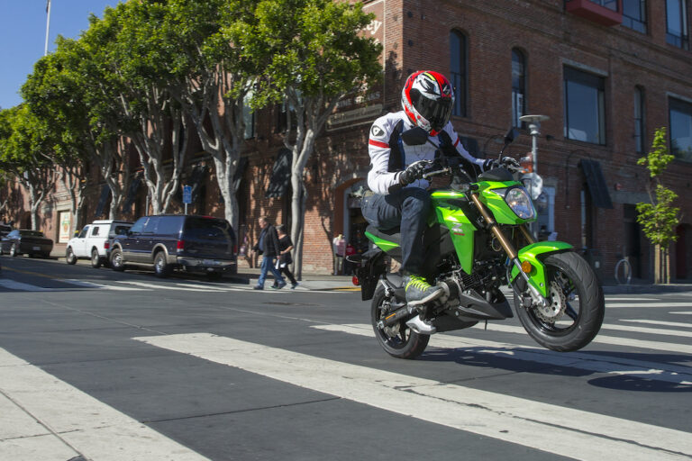 Kawasaki Z125 Pro 2017 - First Ride Review - SportBikes Inc Magazine